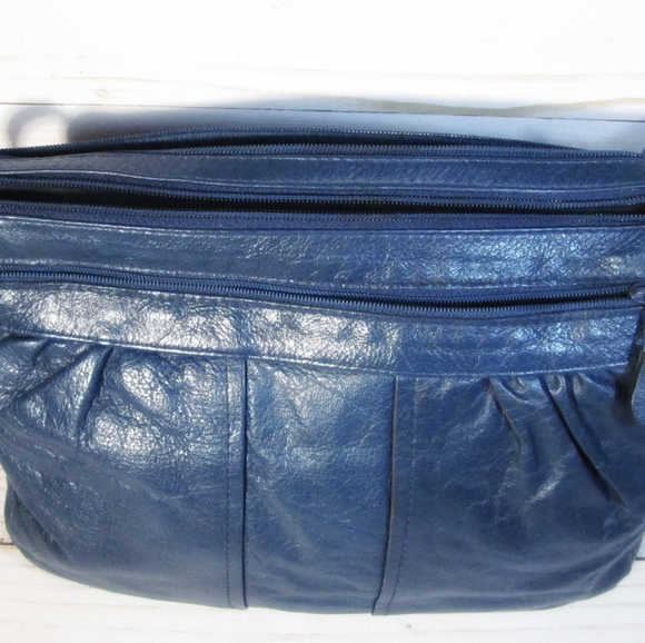 Contessa | Bags | Vintage Contessa Blue Leather Crossbody Bag | Poshmark